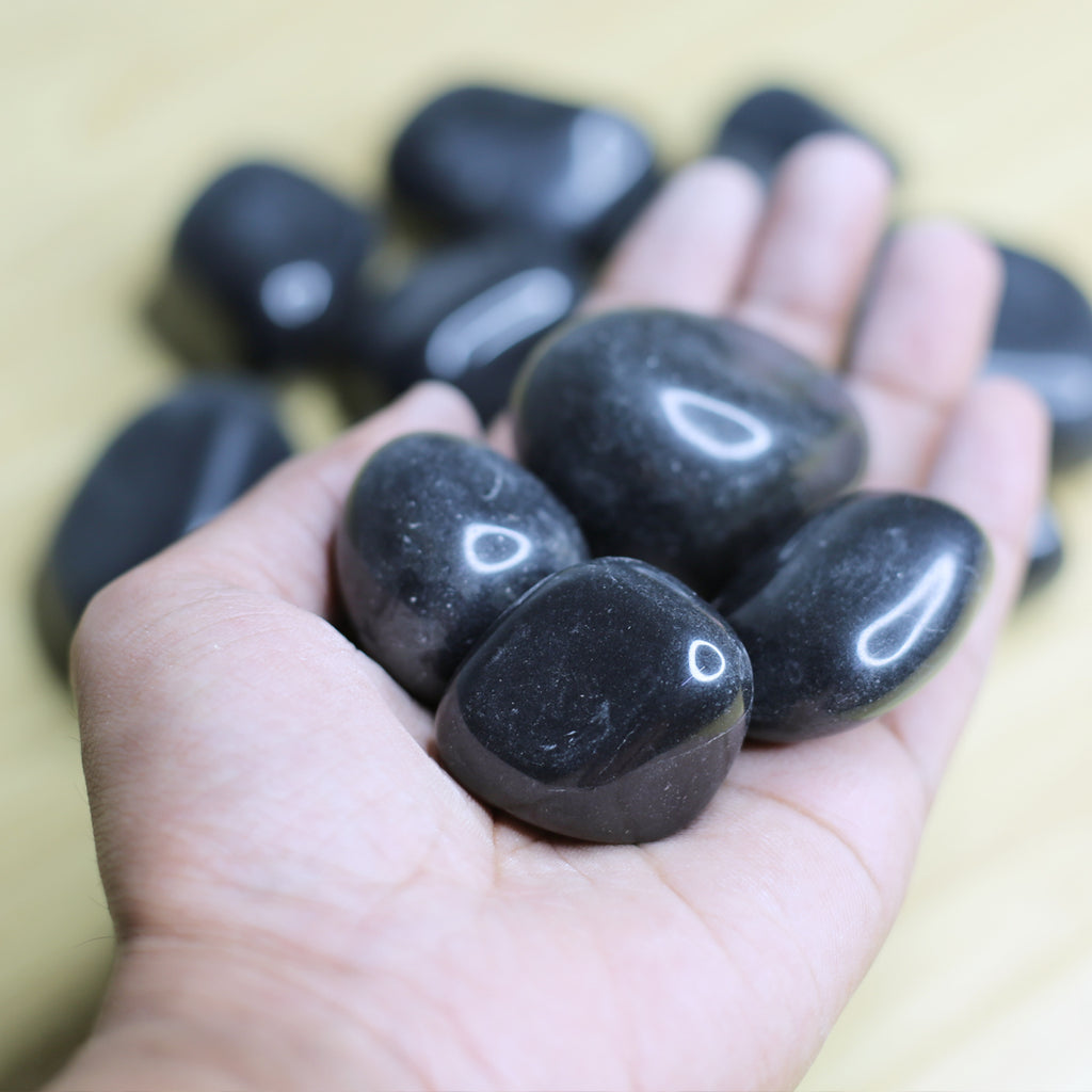 Pebbles & Sand — Wonderland Garden Arts and Craft