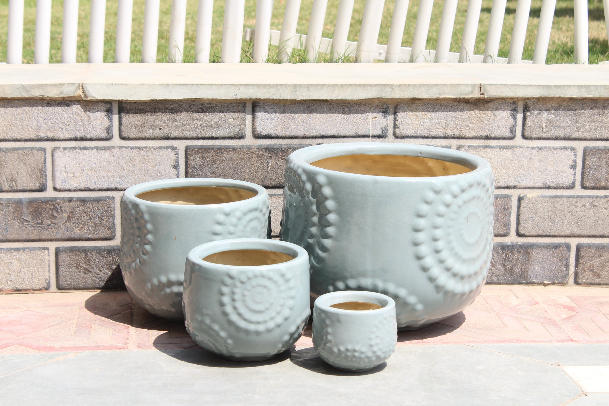 Outdoor Ceramic Pots| Glazed Pottery — Wonderland Garden Arts and Craft